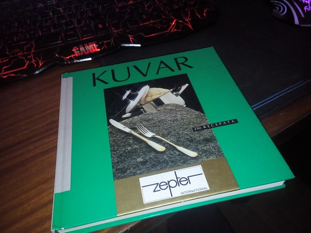 Kuvar 250 recepata