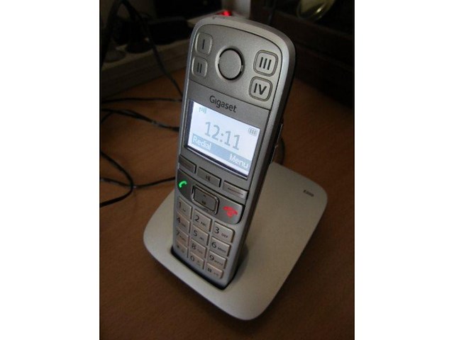 Gigaset E500 - bežični telefon