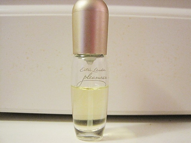 Estee Lauder Pleasures