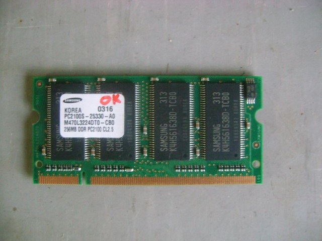 SODIMM  DDR-266  256 MB