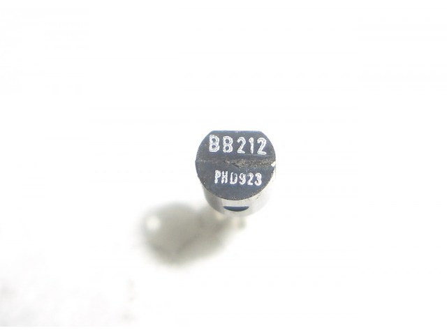 BB212  -   Varicap  AM, dupla dioda