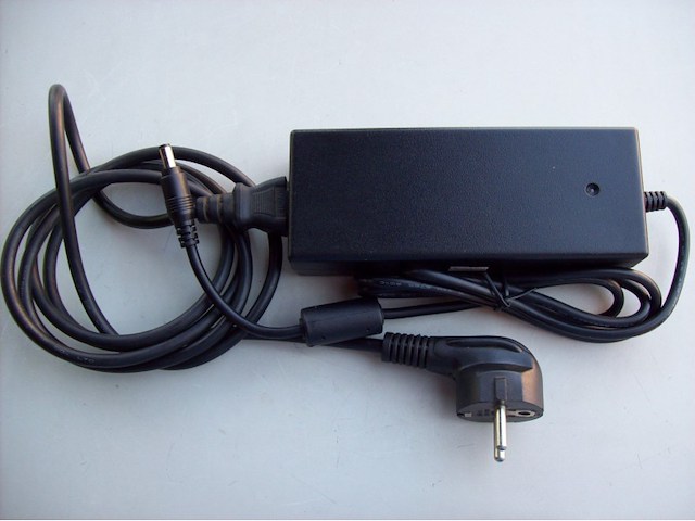 Adapter  12 volti -  9 Ampera nov + kabal