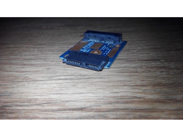 Acer V5-531g sata konektor