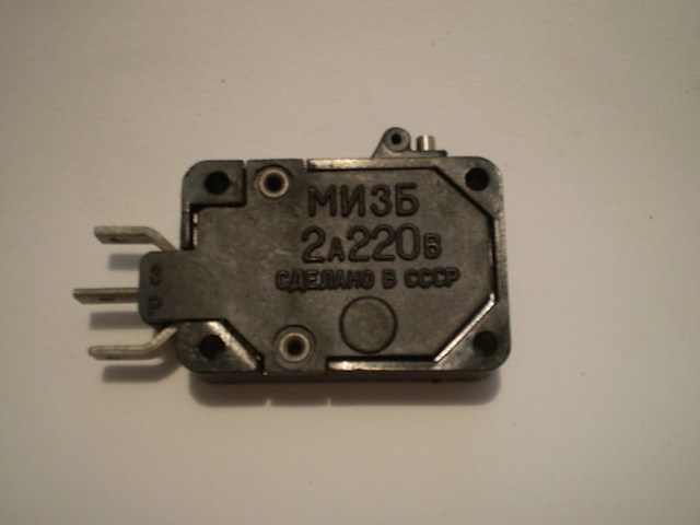 Mikroprekidac 220V 2A