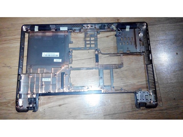 ASUS K52N donji deo kucista