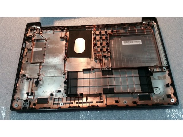 DONJA PLASTIKA KUCISTA ZA ASUS X553M X553