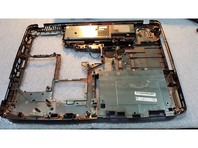 DONJA PLASTIKA KUCISTA ZA ACER ASPIRE 7520 7520G