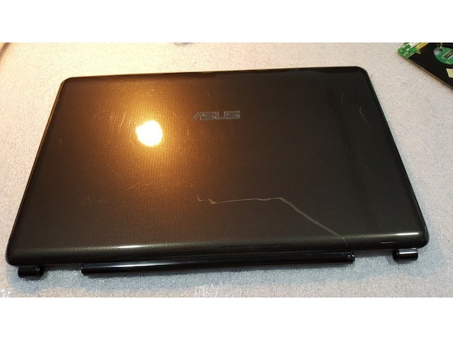 GORNJI DEO KUCISTA ZA ASUS X70A X70 SERIJA