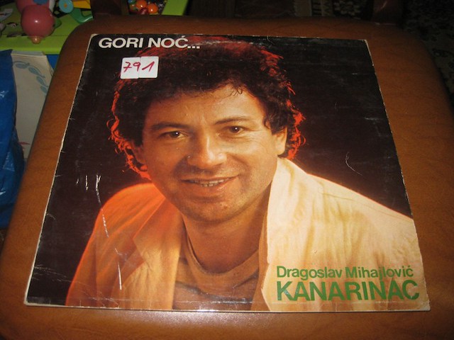 Dragoslav Mihajlović Kanarinac - Gori noć