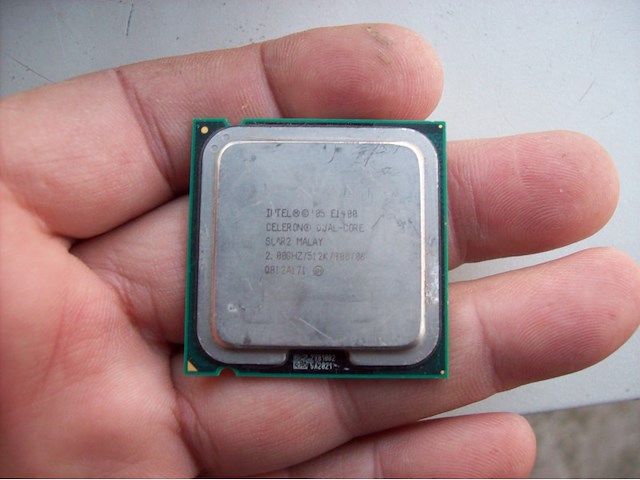 Intel Celeron E1400 Dual Core (2 x 2Ghz) - 775