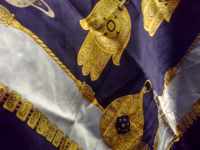 marama prirodna svila,84x87cm