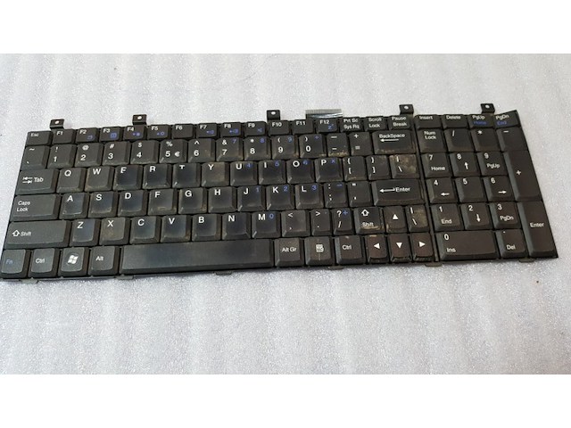 231 ZA DELOVE TASTATURA MSI