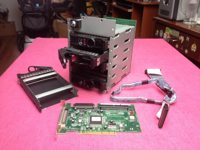 Hot-Swap 5xHDD kuciste+Adaptec kontrolor+SCSI kabl+GARA