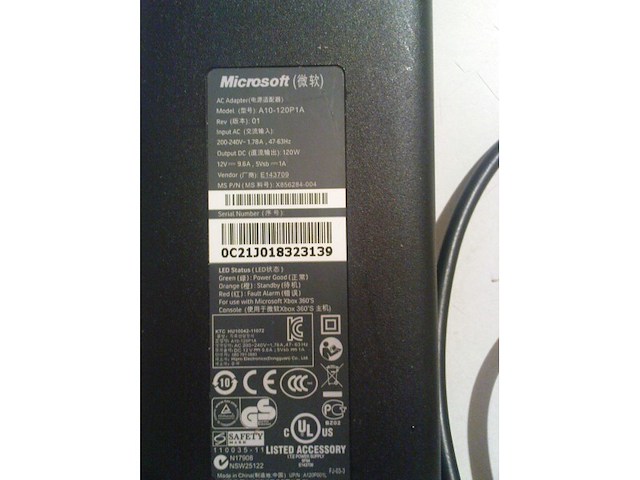 xbox 360 slim napajanje ispravno sa slike