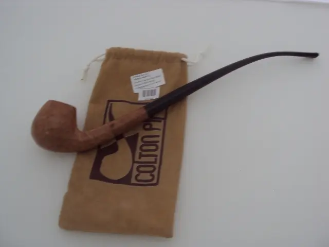 Country Pipe
LULA XL SA UMETKOM (100238)