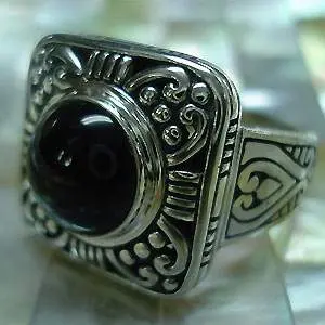 Ganesh Srebrni prsten TRIBAL rad u kombinaciji sa oniksom. (1581.p)