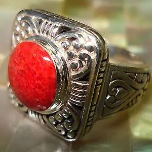 Ganesh Srebrni prsten u kombinaciji sa crvenim koralom (1581koral.p)