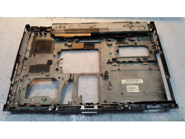 DONJA PLASTIKA KUCISTA ZA HP ELITEBOOK 8540P