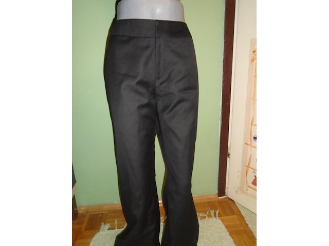 Klasične crne pantalone za poslovne žene 38/40