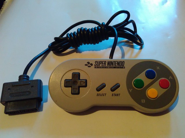 nintendo snes dzojstik  ispravan sa slika