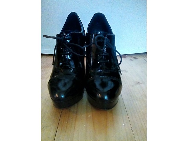 Cipele Graceland crne lakovane