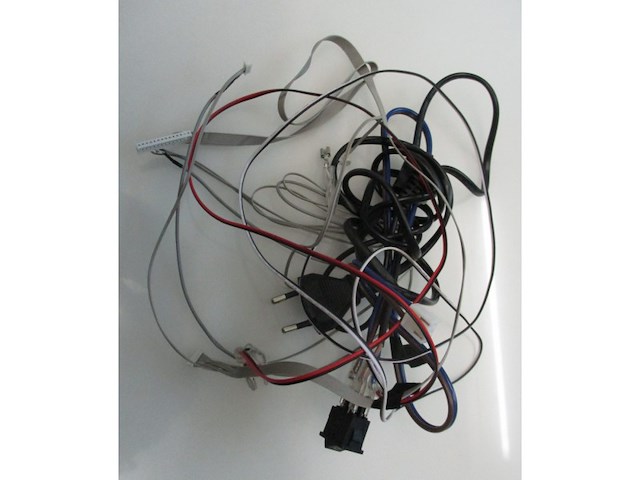Kablovi za TESLA-J39E601B2 39`LED TV