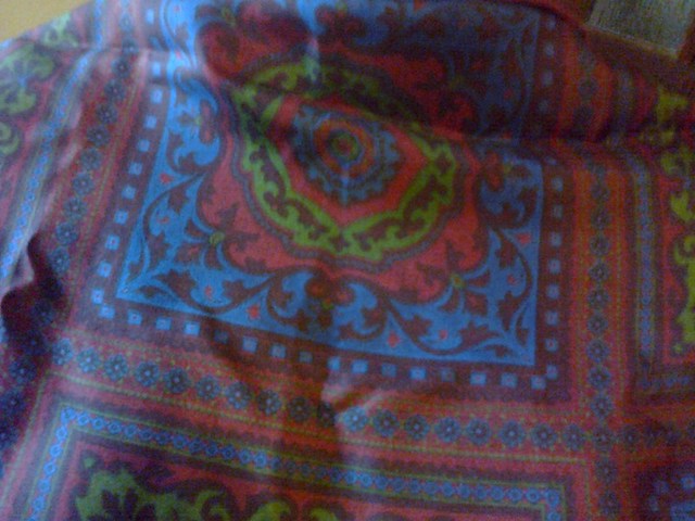 marama od punije prirodne svile,78x76cm,nova