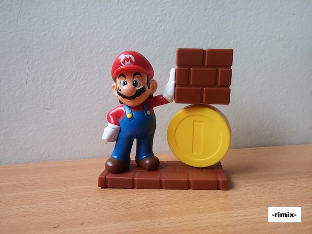 Super Mario