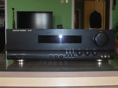 Harman kardon avi 100