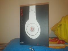 Beats by dr dre studio monster