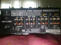 Mikseta behringer vmx 200usb