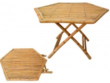 Bambus sto i stolice od ratana