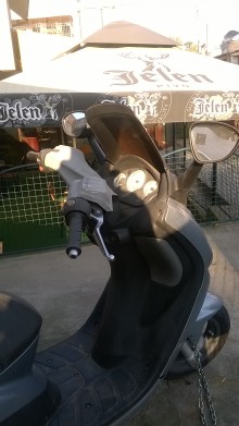 Prodajem scooter peurgeot tip elystar 125