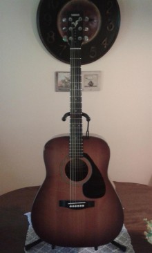 Gitara yamaha fg 413s