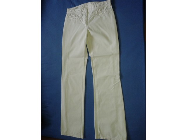 Benetton bele pantalone