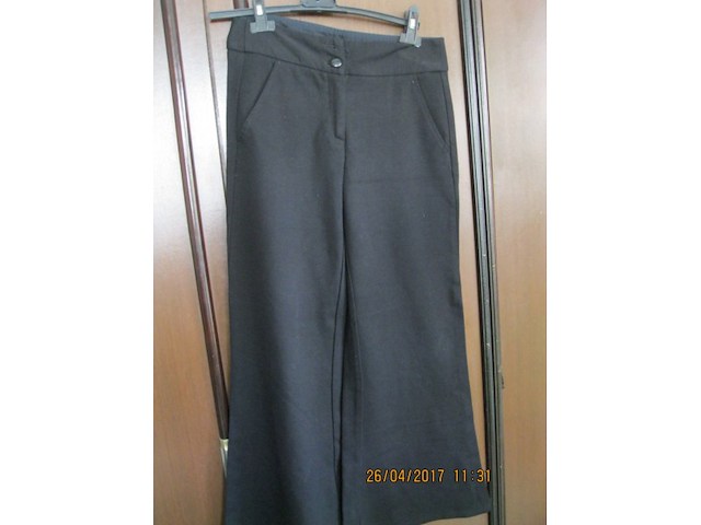 CRNE PANTALONE BENETON S