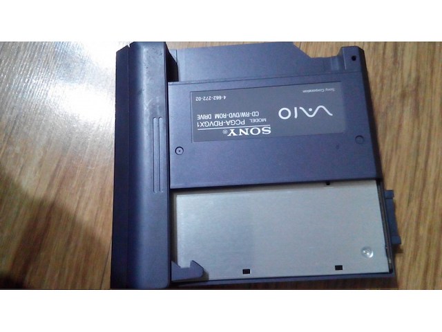 Sony Vaio PCG-8F1M Optika - DVD