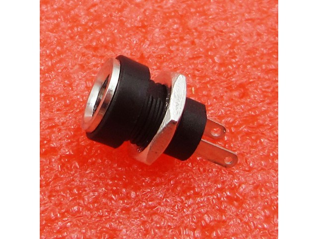 DC konektor  5.5 x 2.1mm