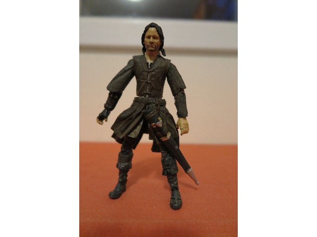 LORD OF THE RINGS  ARAGON STRIDER ACTION FIGURE