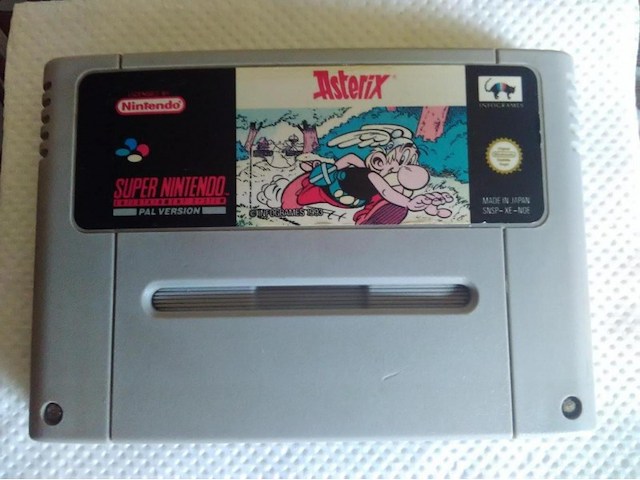 nintendo snes k asterix isprsa slika