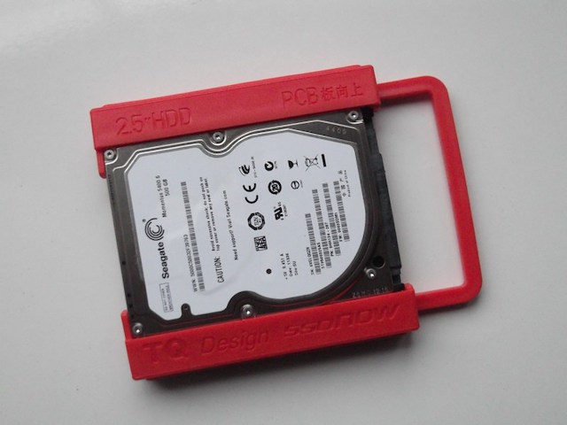 Adapter 2.5 na 3.5 za SSD ili HDD