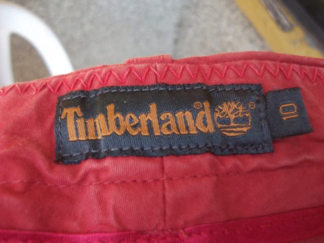 TIMBERLAND. ORIG. CRVENE BERMUDE VEL. 10