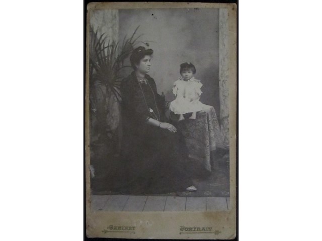 Fotografija na kartonu-Francuska,majka i dete,Souvenir