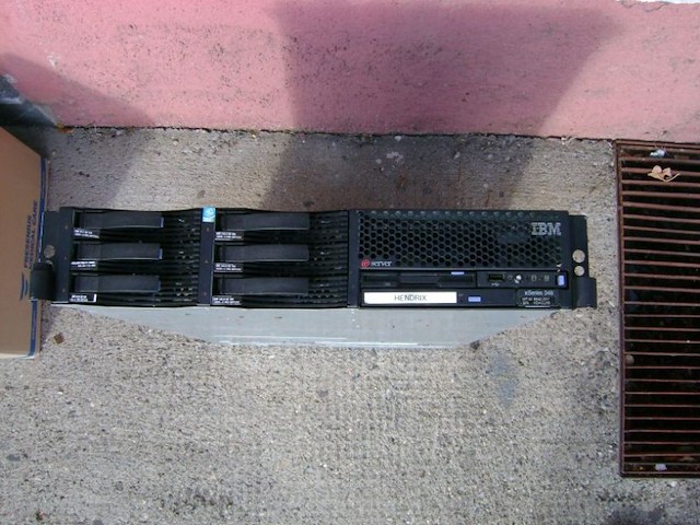 Server IBM Xseries 346