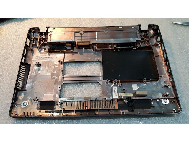 DONJA PLASTIKA KUCISTA ZA ASUS EEEPC 1215B