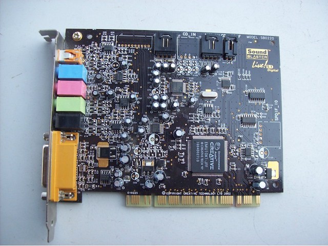 Creative Sound Blaster live SB0220  win.7 pci