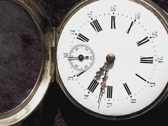 Stari djepni sat srebro Galeonne