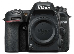 Nikon D7500