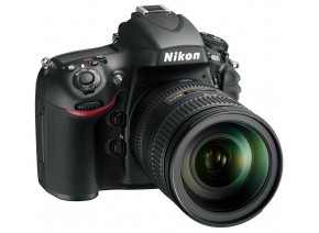 Nikon D800 28-300 VR