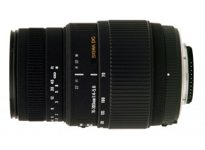Sigma 70-300mm f/4-5.6 DG Macro